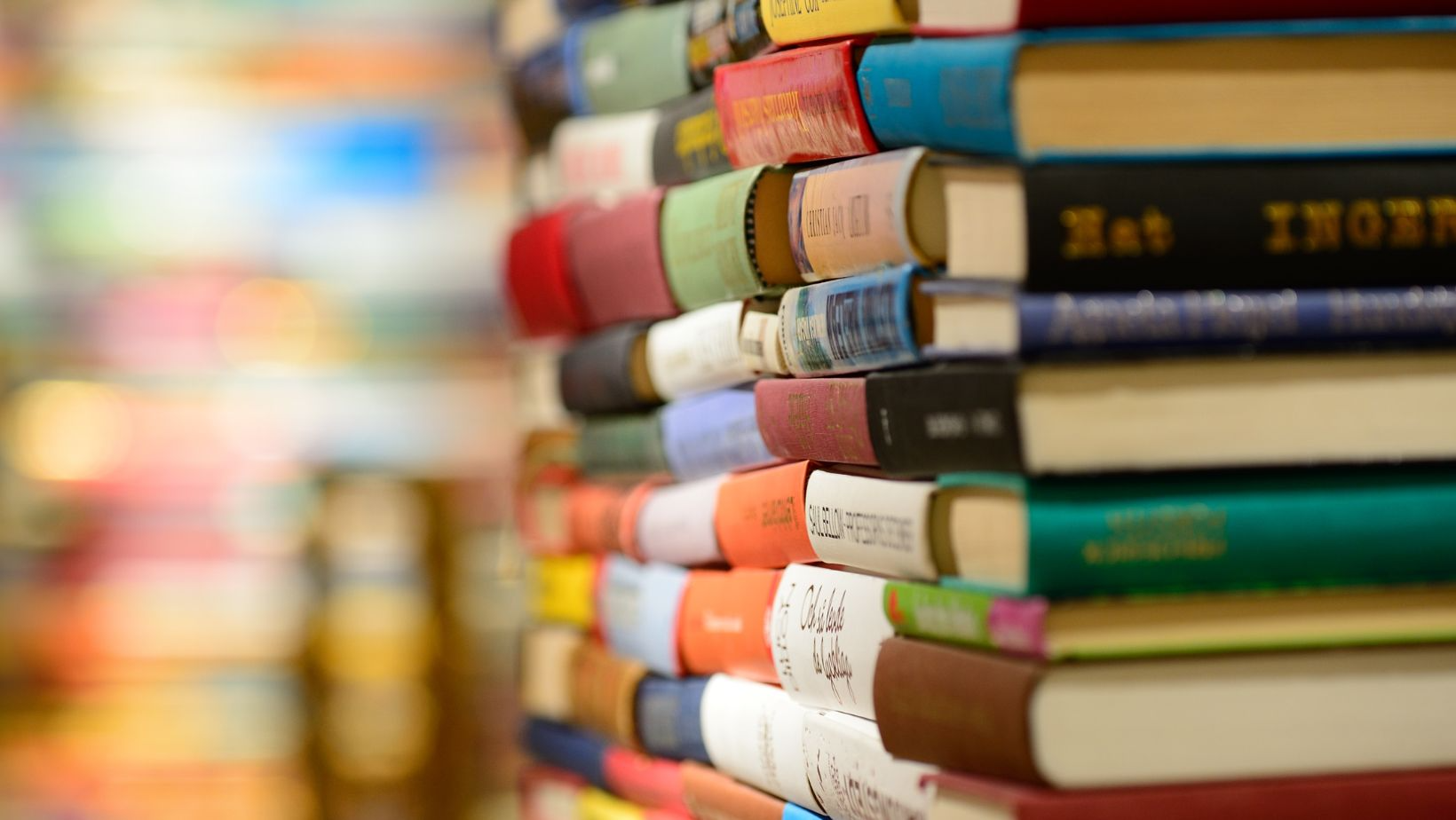 Stoic Reading Lists: 7 Books That Build Inner Fortitude - Bookvibe