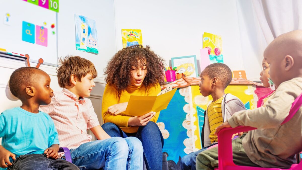 How Storytelling Helps Kids Grasp Big Ideas Easily - Bookvibe